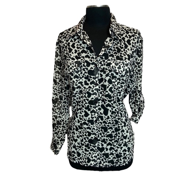Elan | Tops | Elan Heart Blouse Black White Top Button Down Sleeve Tabs ...